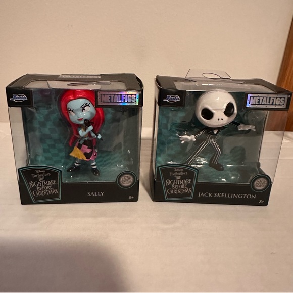 Toys | The Nightmare Before Christmas Sally And Jack Skellington ...